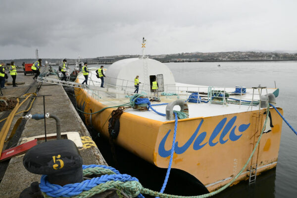 Spanish officials hop on Penguin wave device - Offshore Energy