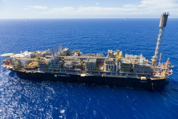 Keppel snatches contract to build FPSO for world's largest deepwater ...