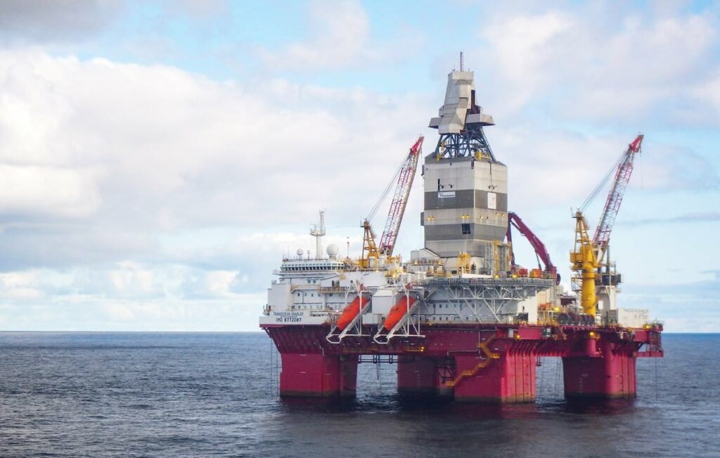 Equinor all set to deploy Transocean rig at North Sea field - Offshore ...