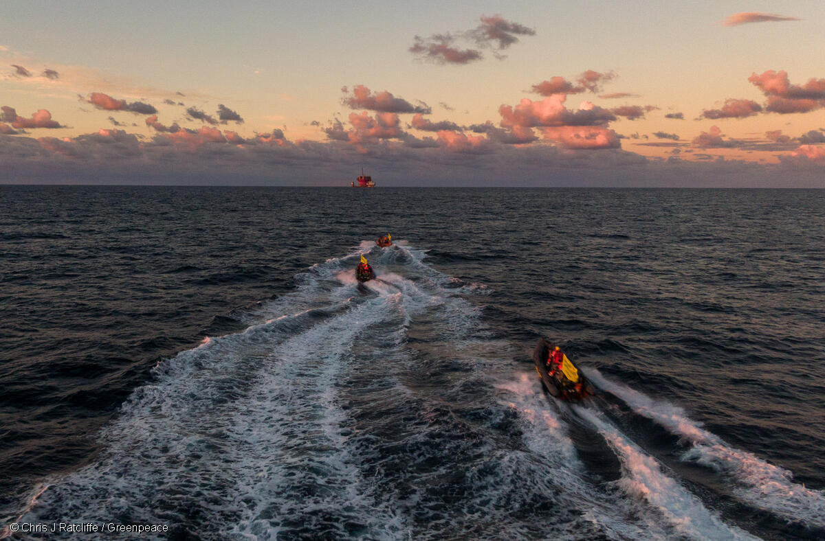 WATCH: Activists board Boskalis vessel carrying Shell’s North Sea-bound ...
