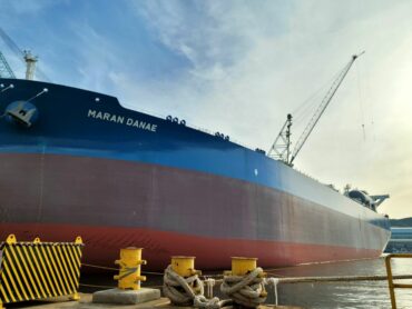 World's largest LNG bunkering vessel refuels first VLCC in milestone ...