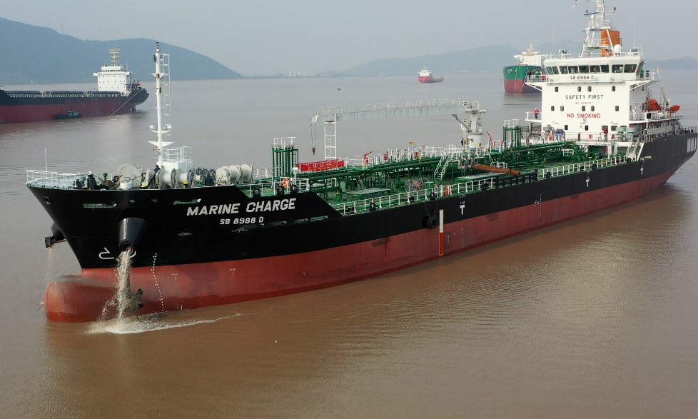 V-Bunkers to welcome its first electric-hybrid bunker tanker - Offshore ...