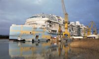LNG-powered Icon of the Seas completes propulsion start trial ...