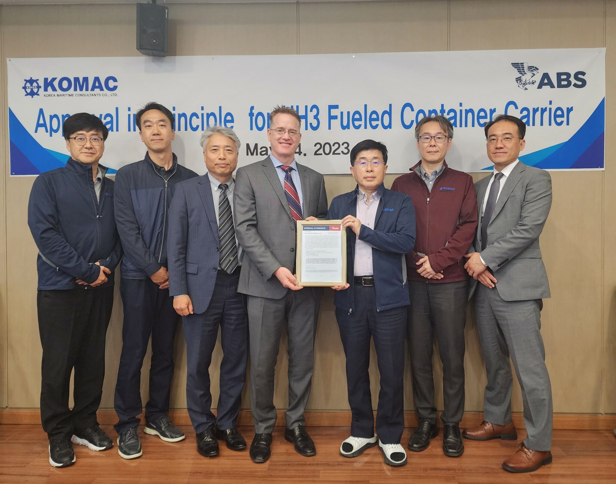 MOL, PETRONAS & SDARI win AiPs for LCO2 carrier and FSO design ...