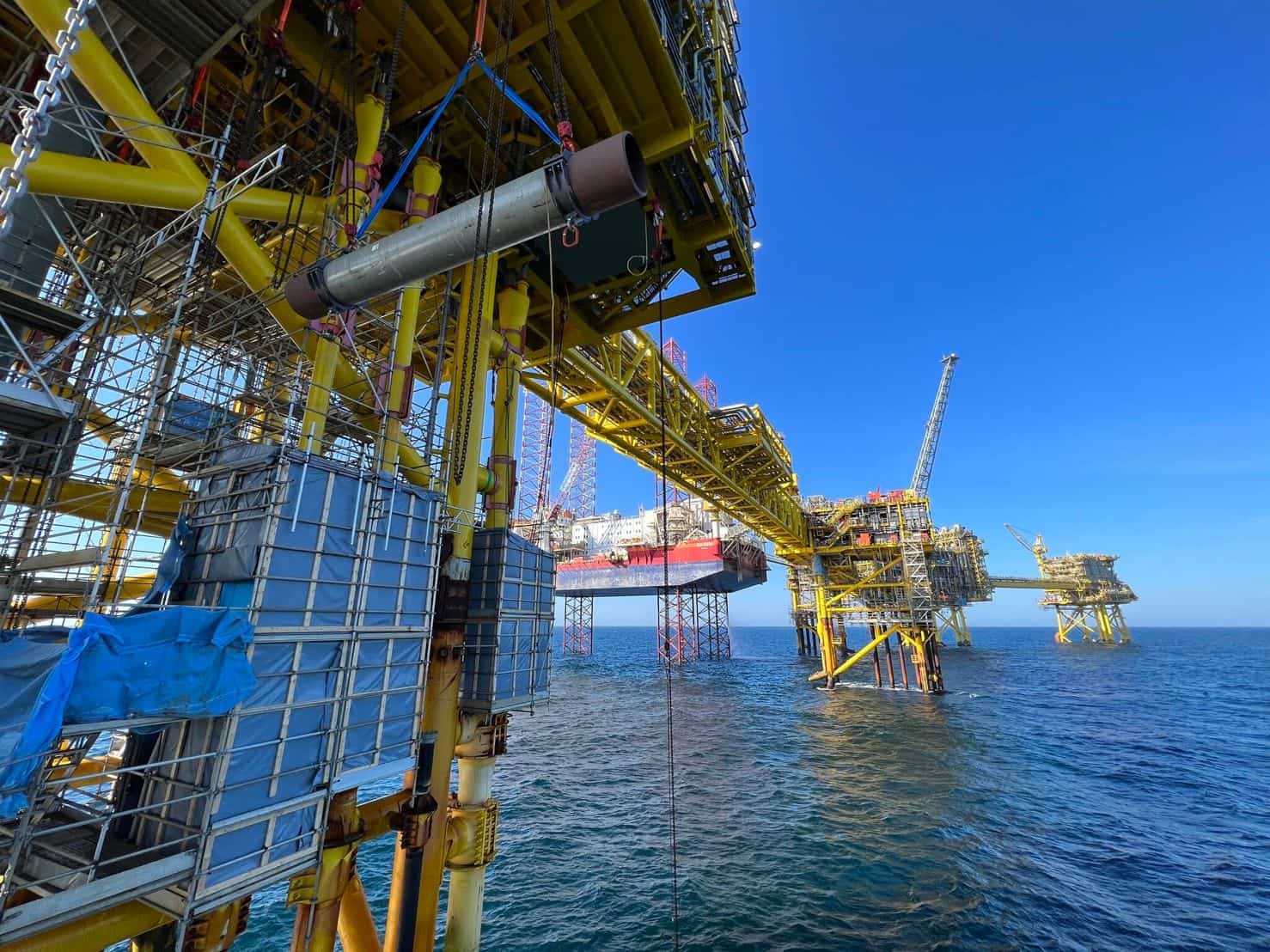 Tyra II takes one step closer to first gas - gallery - Offshore Energy
