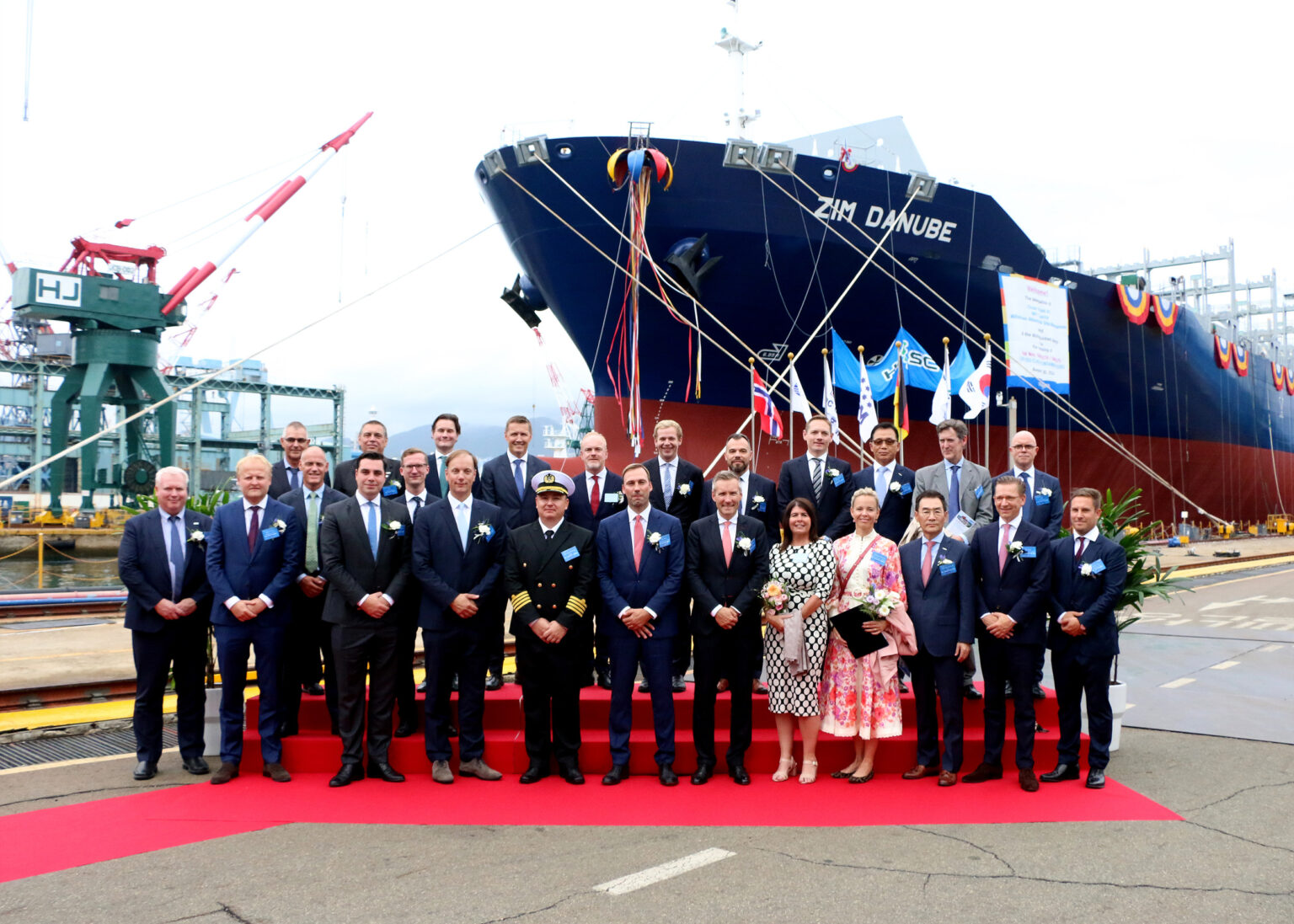 MPC Capital names green methanol-ready boxship duo in South Korea ...