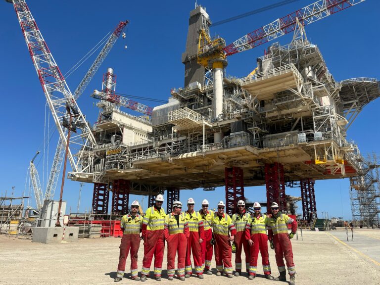 Mammoet done with jacking, load-out and float-over job for BP’s Caspian ...