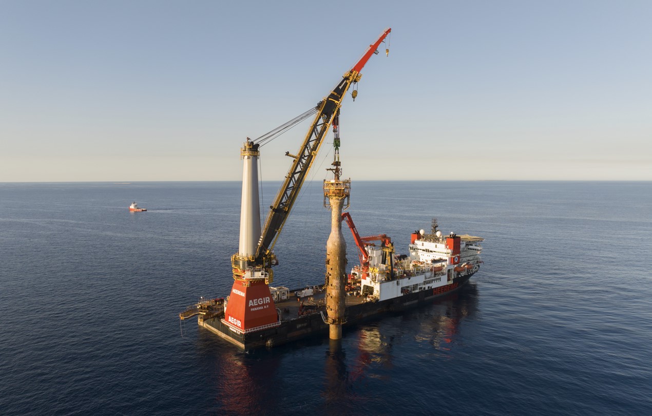 World-first as Woodside removes riser turret mooring from Australian ...