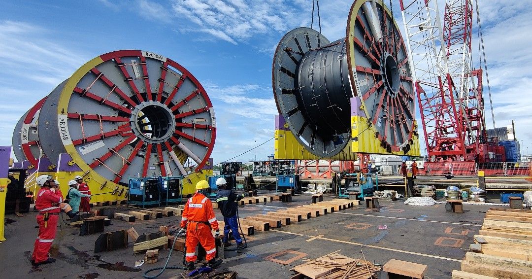 Subsea7 done with pipeline replacement off Brunei for Shell (Photo ...