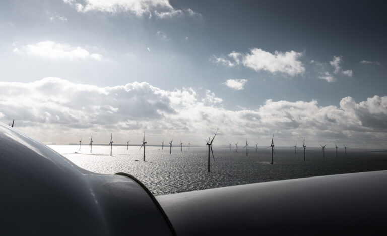 RWE gets go-ahead for 100 MW electrolyzer for offshore wind-to-hydrogen ...
