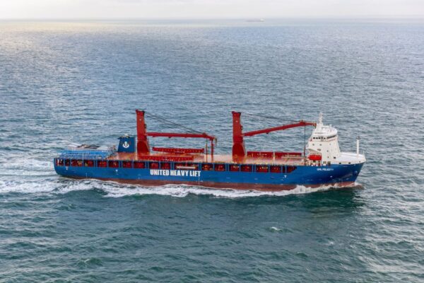 United Heavy Lift takes delivery of newest fuel-efficient Eco-Lifter ...