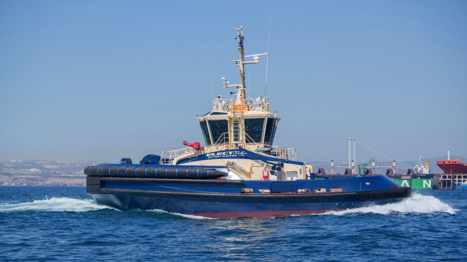 Svitzer welcomes its first fully electric tug - Offshore Energy