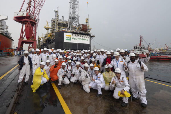 First oil flows from Petrobras’ new FPSO at one of world's largest ...