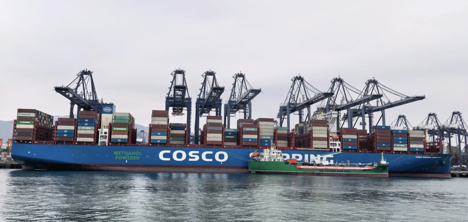 OOCL confirms massive $3.08B deal for 14 methanol-fueled boxships ...