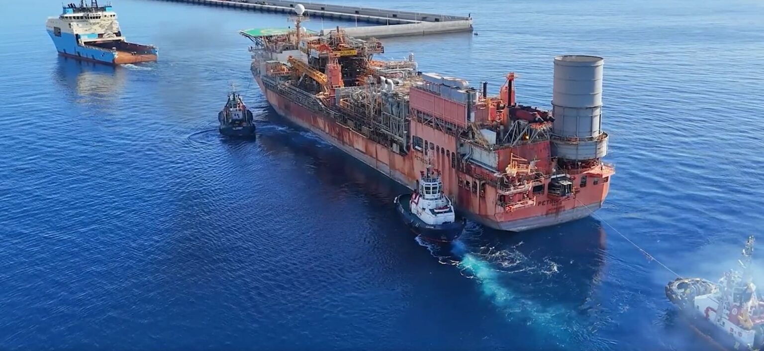 WATCH: 40-year-old FPSO comes to Spanish shipyard ahead of work in ...
