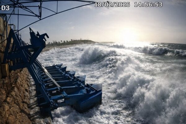Eco Wave Power's pilot delivers 'record output' during three-meter ...