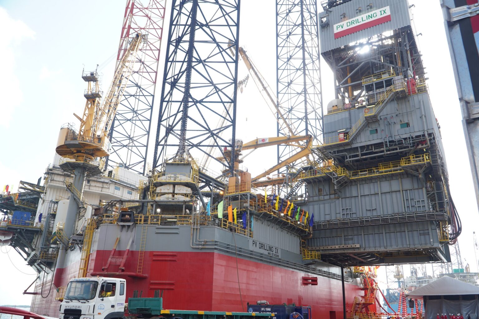 Six Noble rigs changing hands as Borr Drilling and Ocean Oilfield go on ...