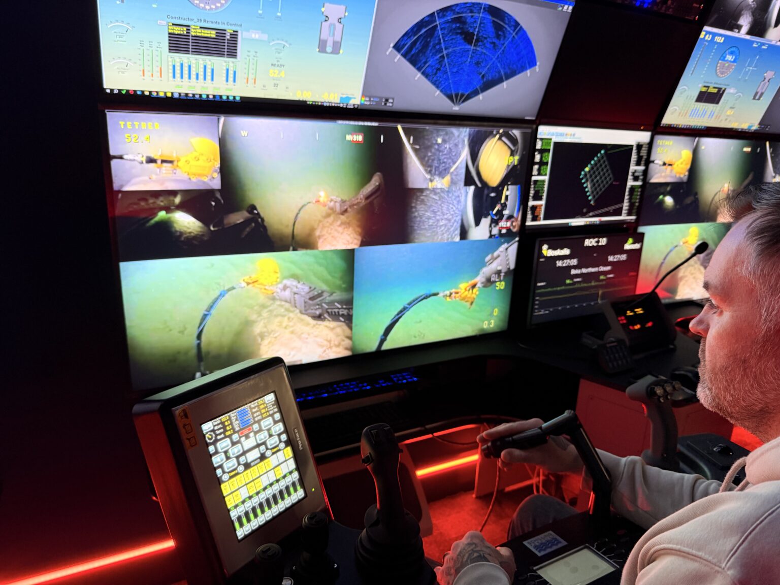 China puts 'world's first' offshore wind-powered underwater data center ...