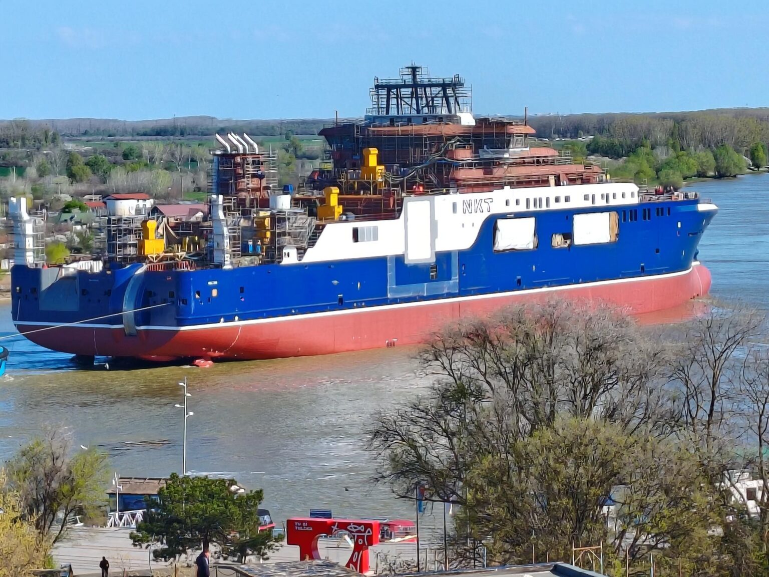 NKT Eleonora enters new construction phase as its hull makes a splash ...
