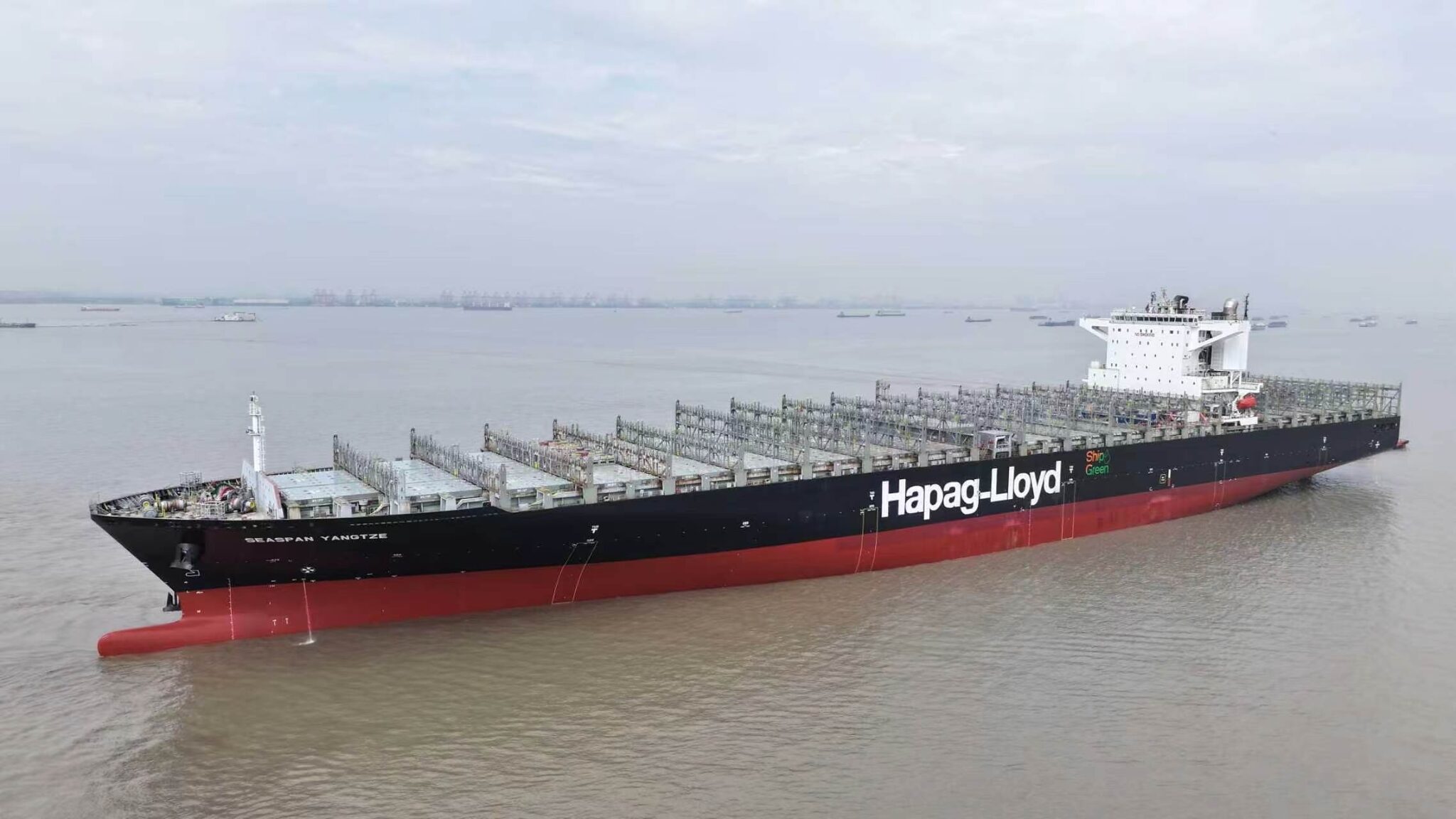 Shipping industry calls for global GHG fee in new proposal - Offshore ...
